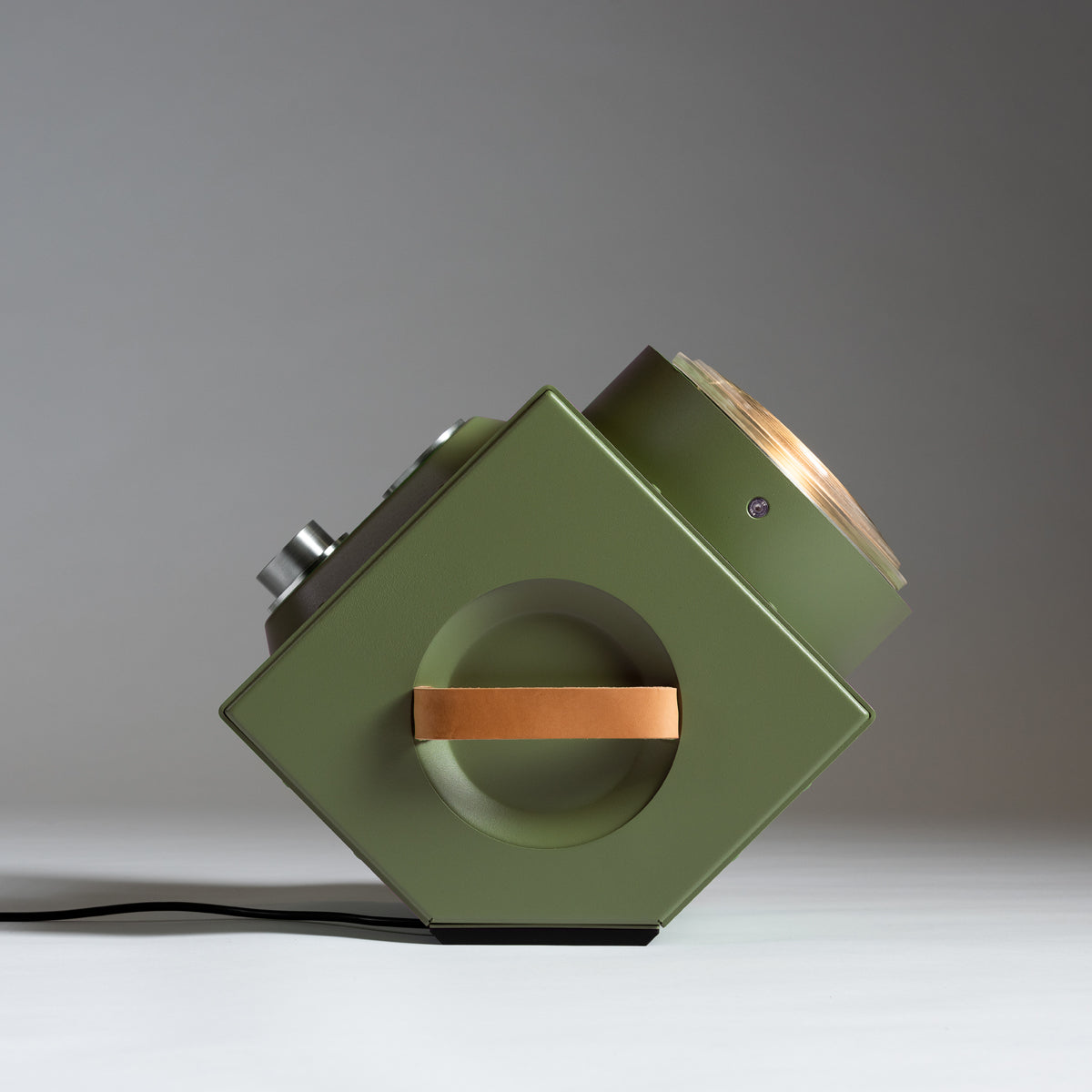 Light Machine Reseda Green – RE-VOLT.BE